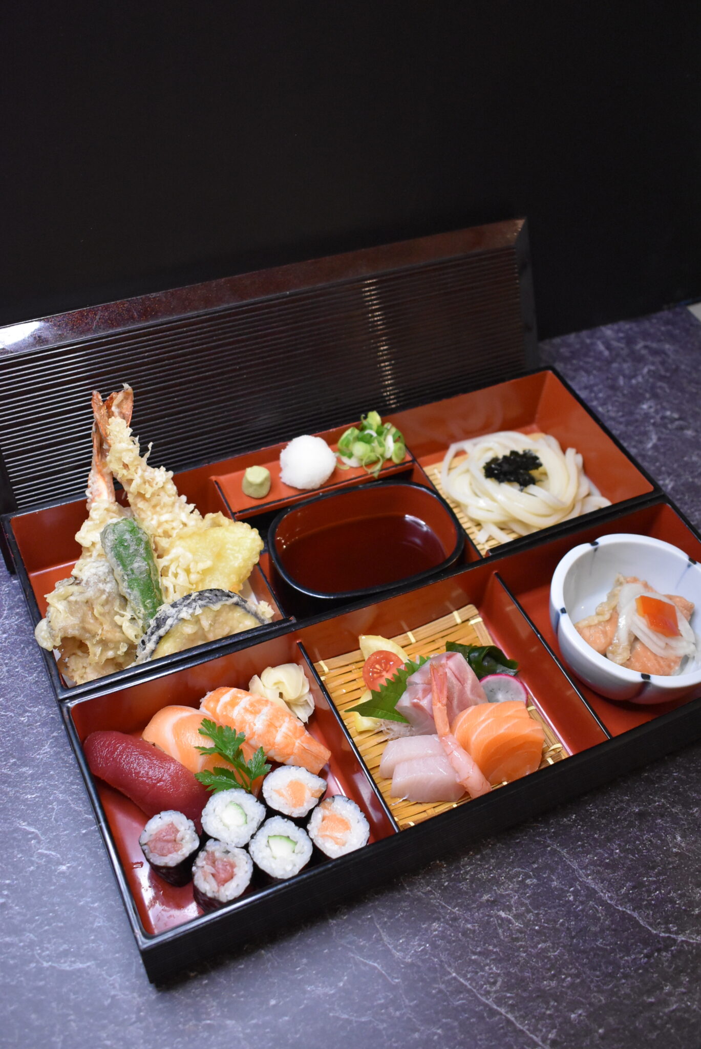 HOME - Restaurant Iroha